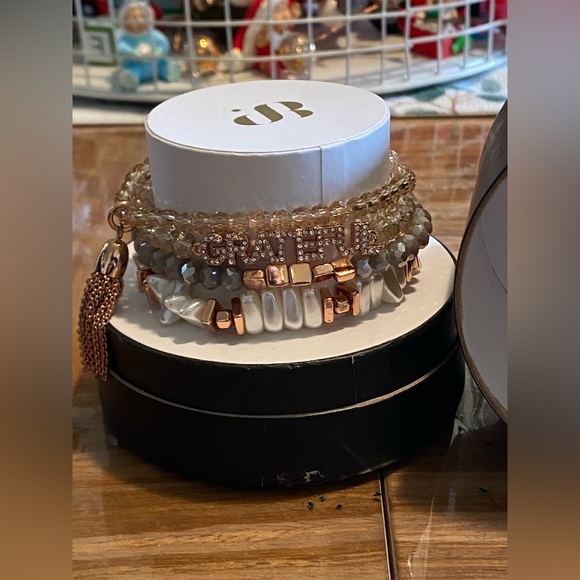 Bomb Party | Jewelry | Very Rare Gorgeous Grateful In Gold 22 Holiday ...